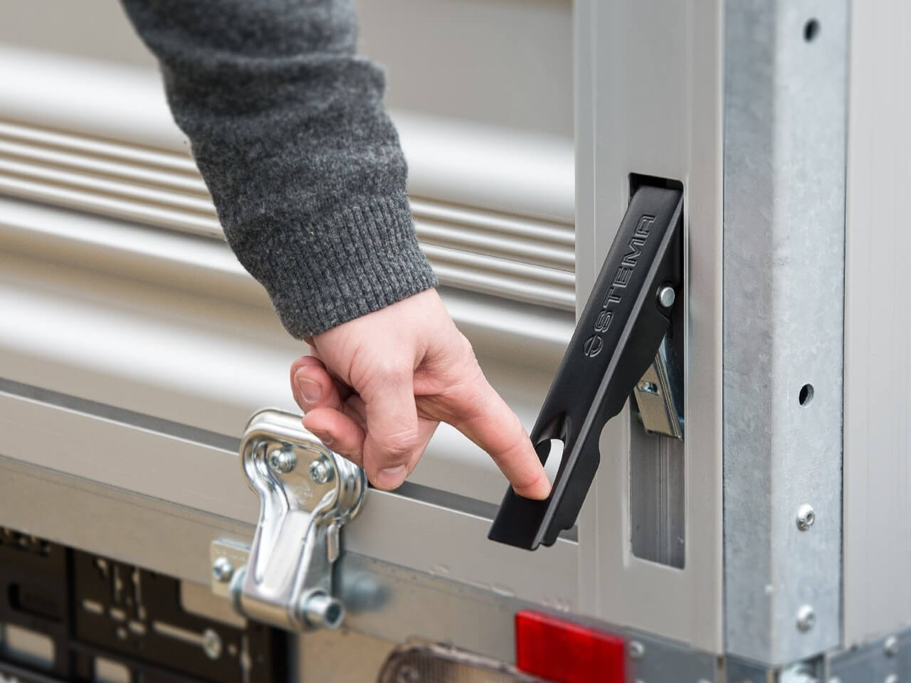 Anhänger ALU STL 1500 O2 15-25-15.1 (STEMA)